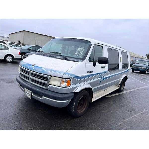 1994 DODGE RAM VAN