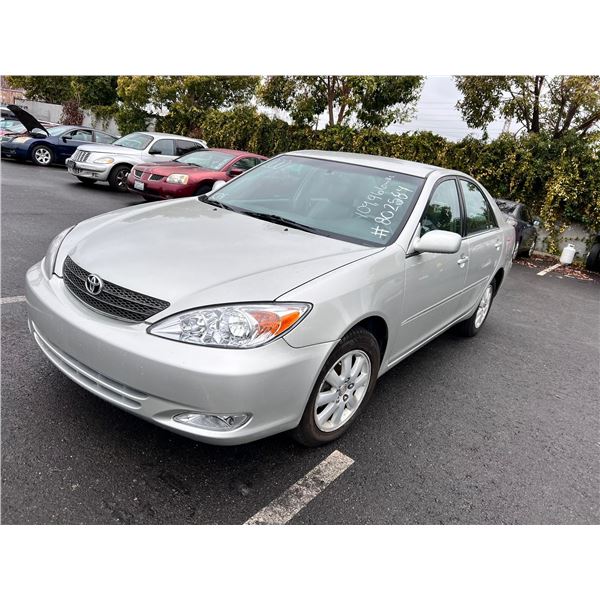 2004 Toyota Camry Standard