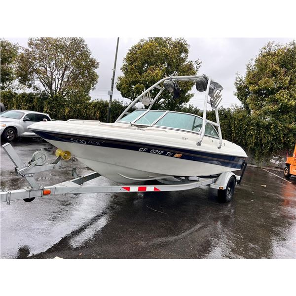 1999 REINELL BOAT 270