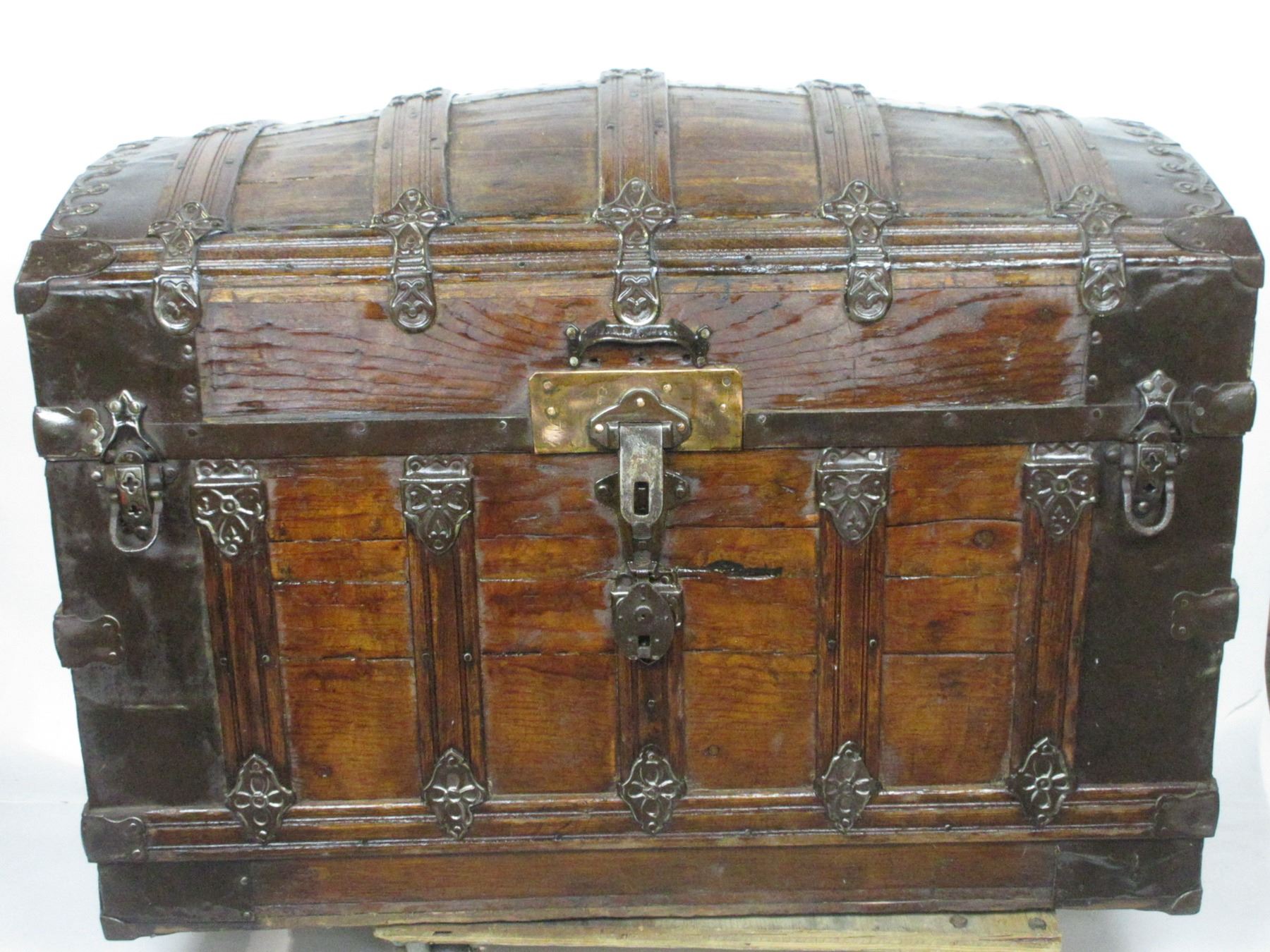 Antique Round Top Trunk- Very Good Condition- 22"H X 33"W X 19"D