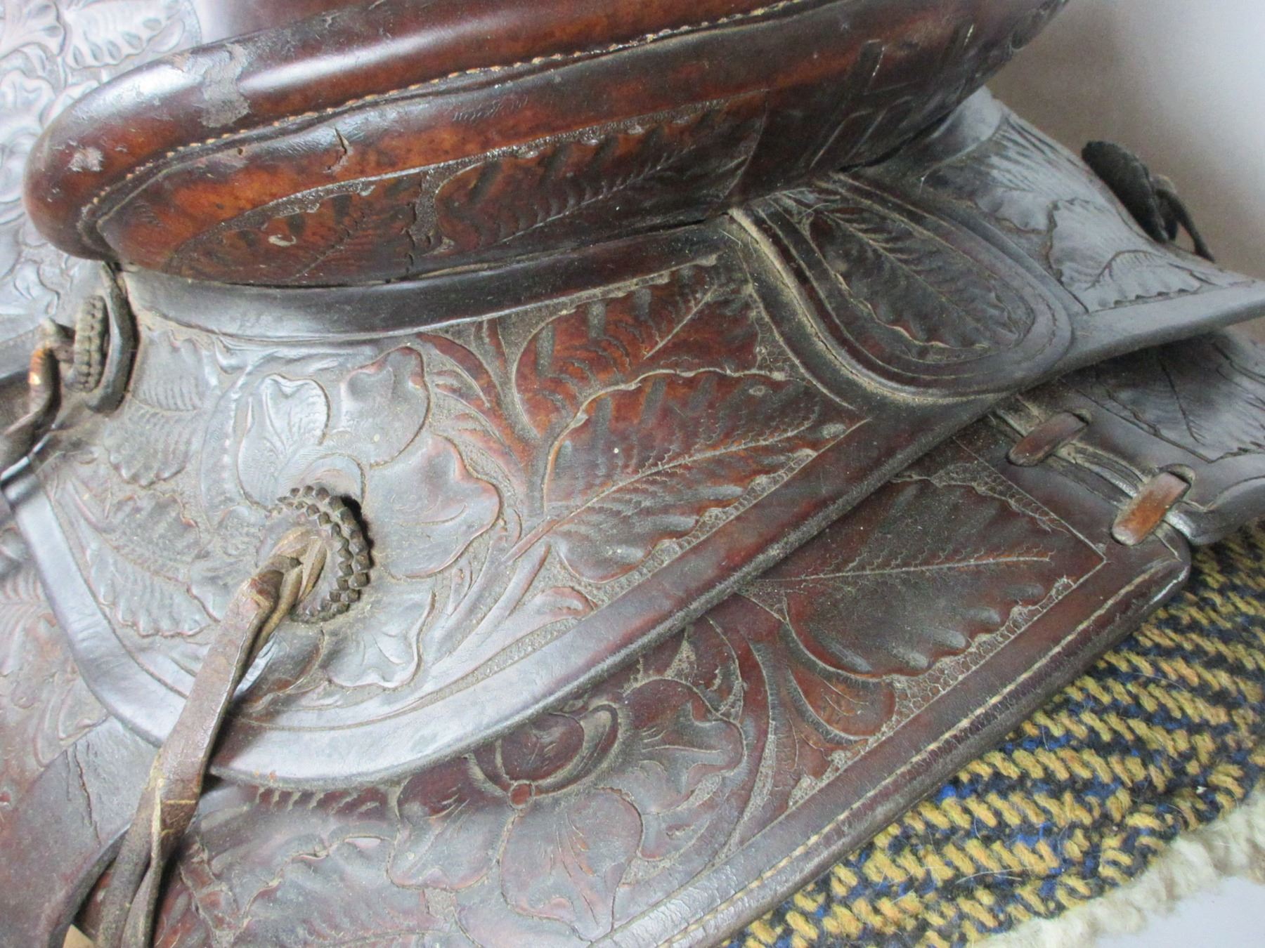 Marked Ray Holes Grangeville ID Leaf Carved Saddle- 13.5" Seat- Rough ...