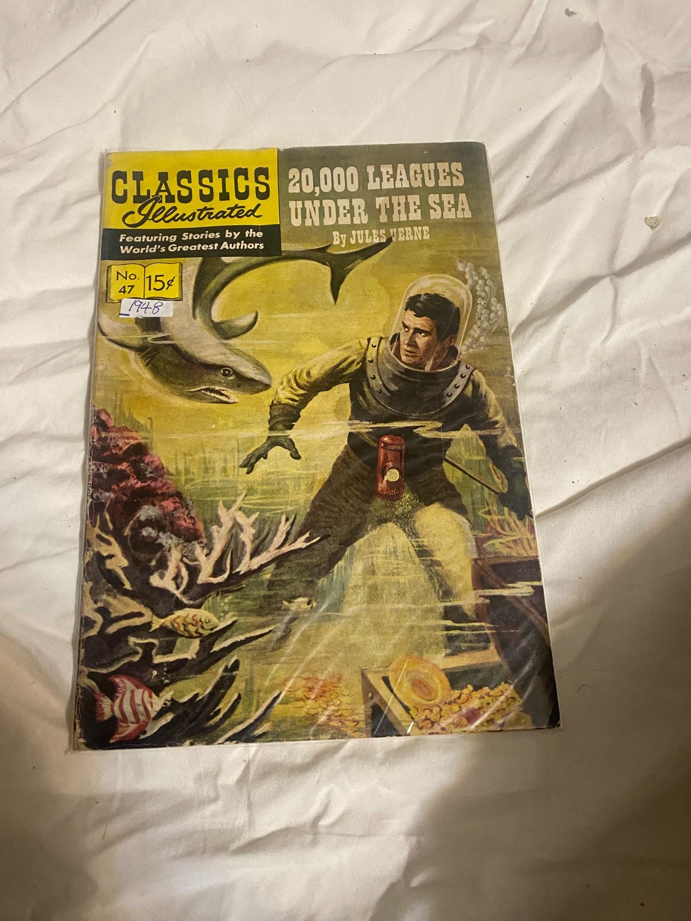 Classics Illustrated 20,000 Leagues under the sea by Jules Verne