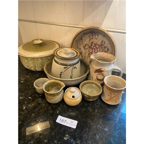 Pottery Collection Beck Auctions Inc