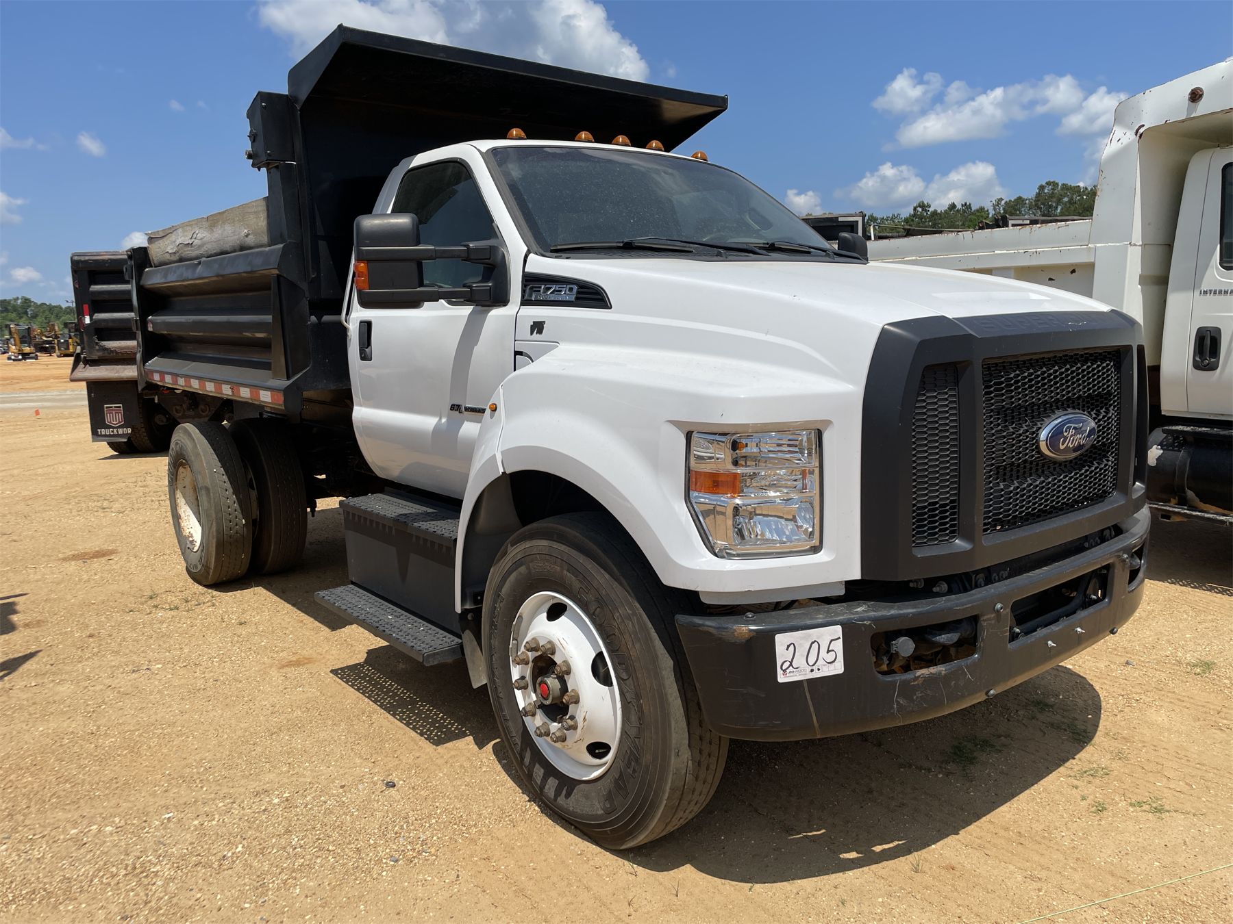 2022 FORD F750 Dump Truck - J.M. Wood Auction Company, Inc.