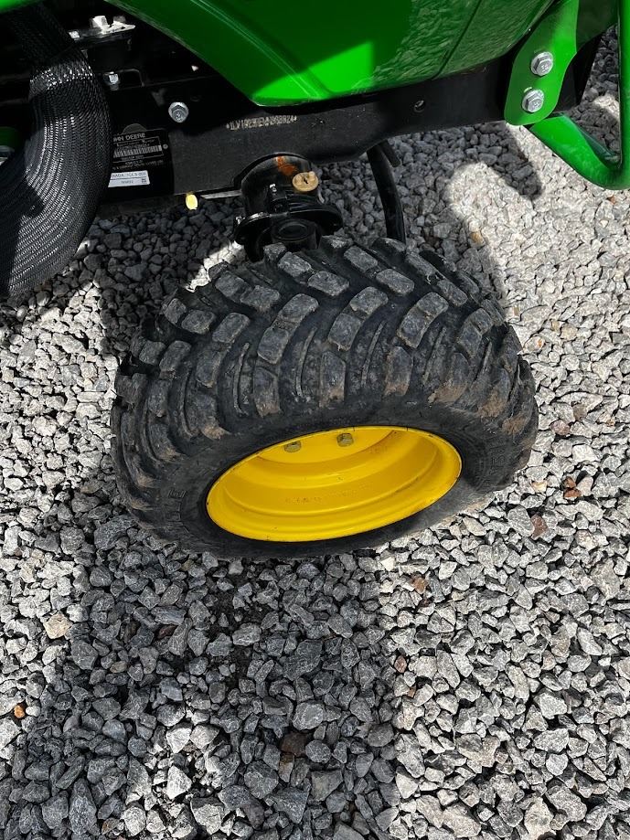 2021 SUPER CLEAN JOHN DEERE 1025R TLB TRACTOR / LOADER/BACKHOE/130 HOURS