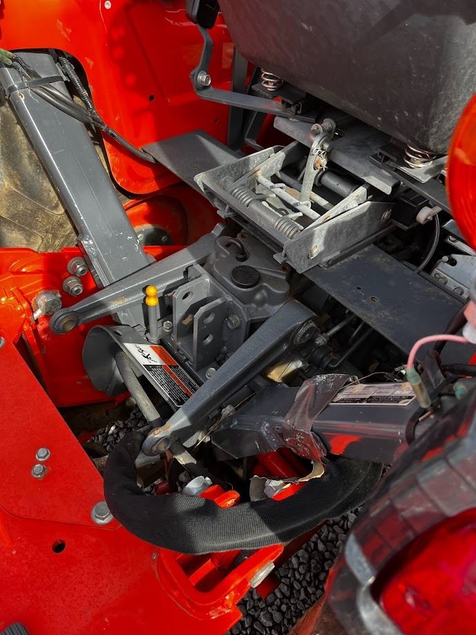 2018 KUBOTA B2650 TRACTOR / LOADER/BACKHOE -LOW HOURS