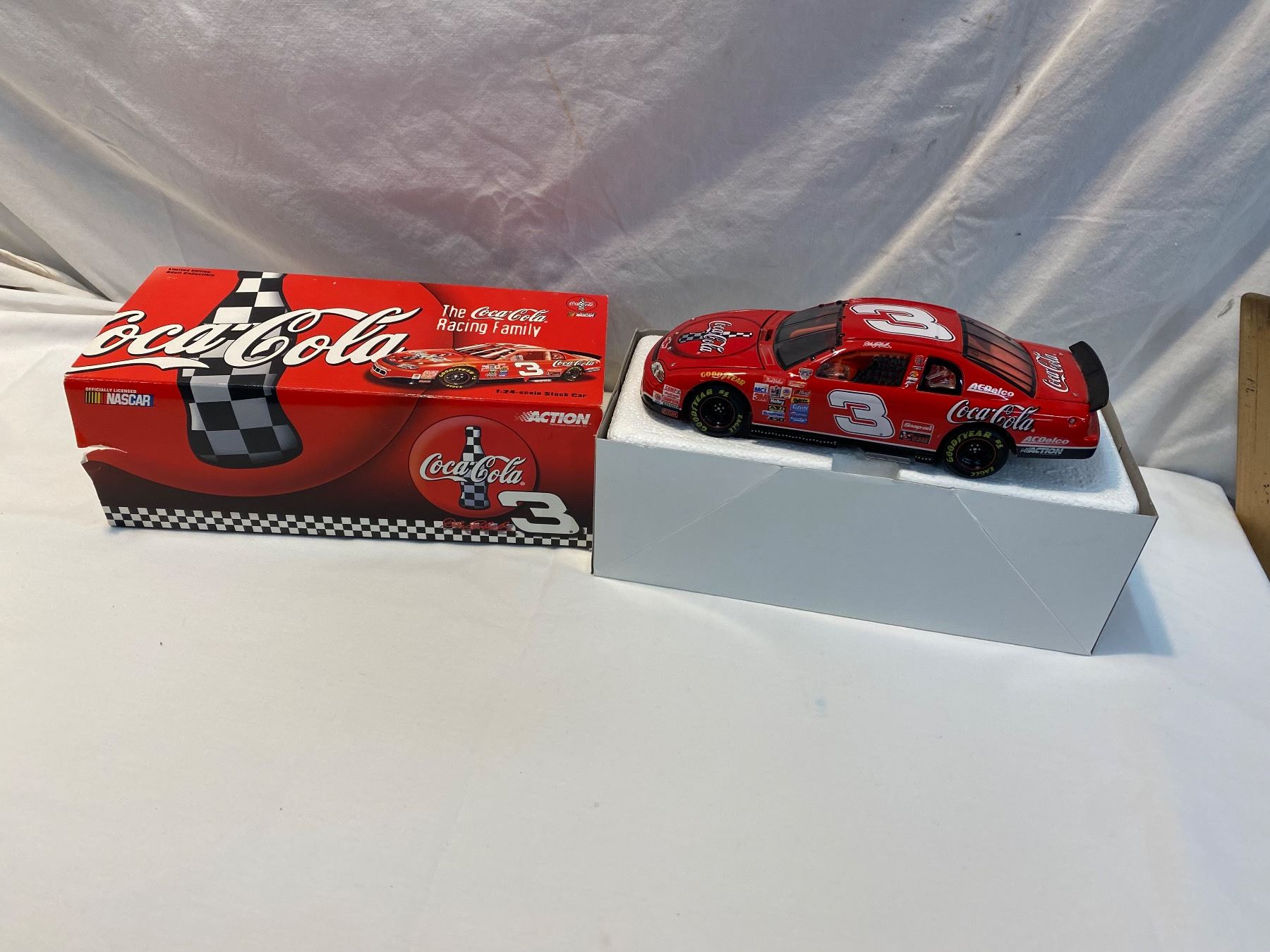 Action NASCAR 1:24 scale stock car