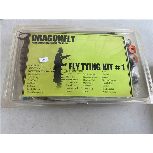 Fly tying kit