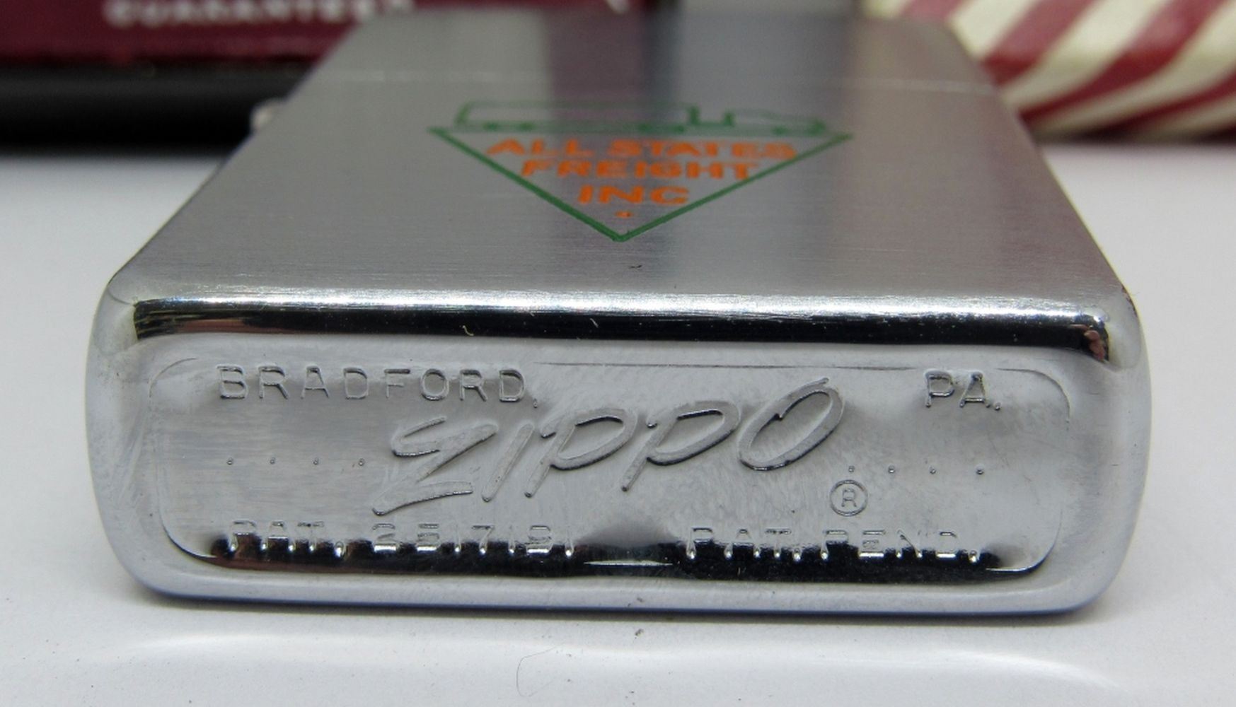 VTG ADVERTISEMENT ZIPPO + CANDY STRIPE BOX