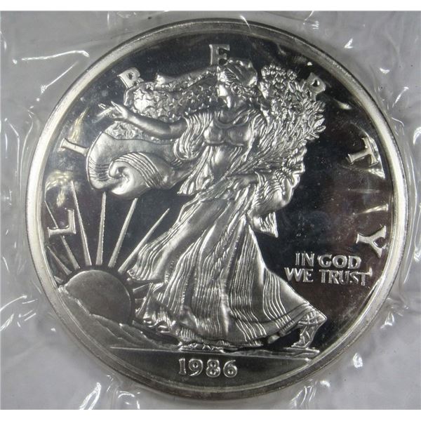 ONE TROY POUND .999 SILVER ROUND