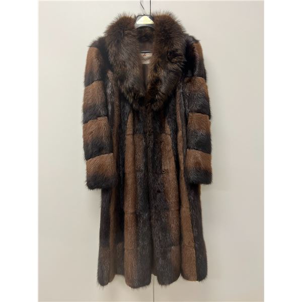 Steen & Wright Furriers Fur Coat excellent overall