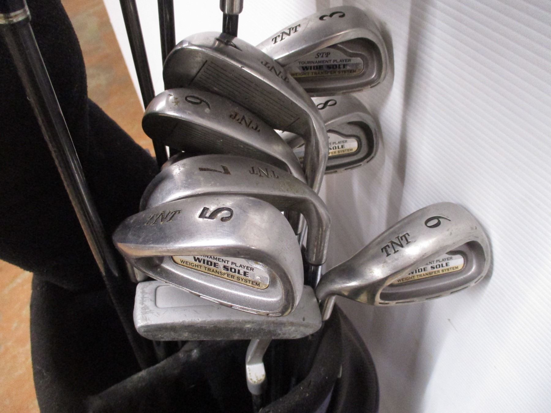 TNT Golf Clubs With Bag Bodnarus Auctioneering TNT Golf Clubs With Bag Bodnarus Auctioneering