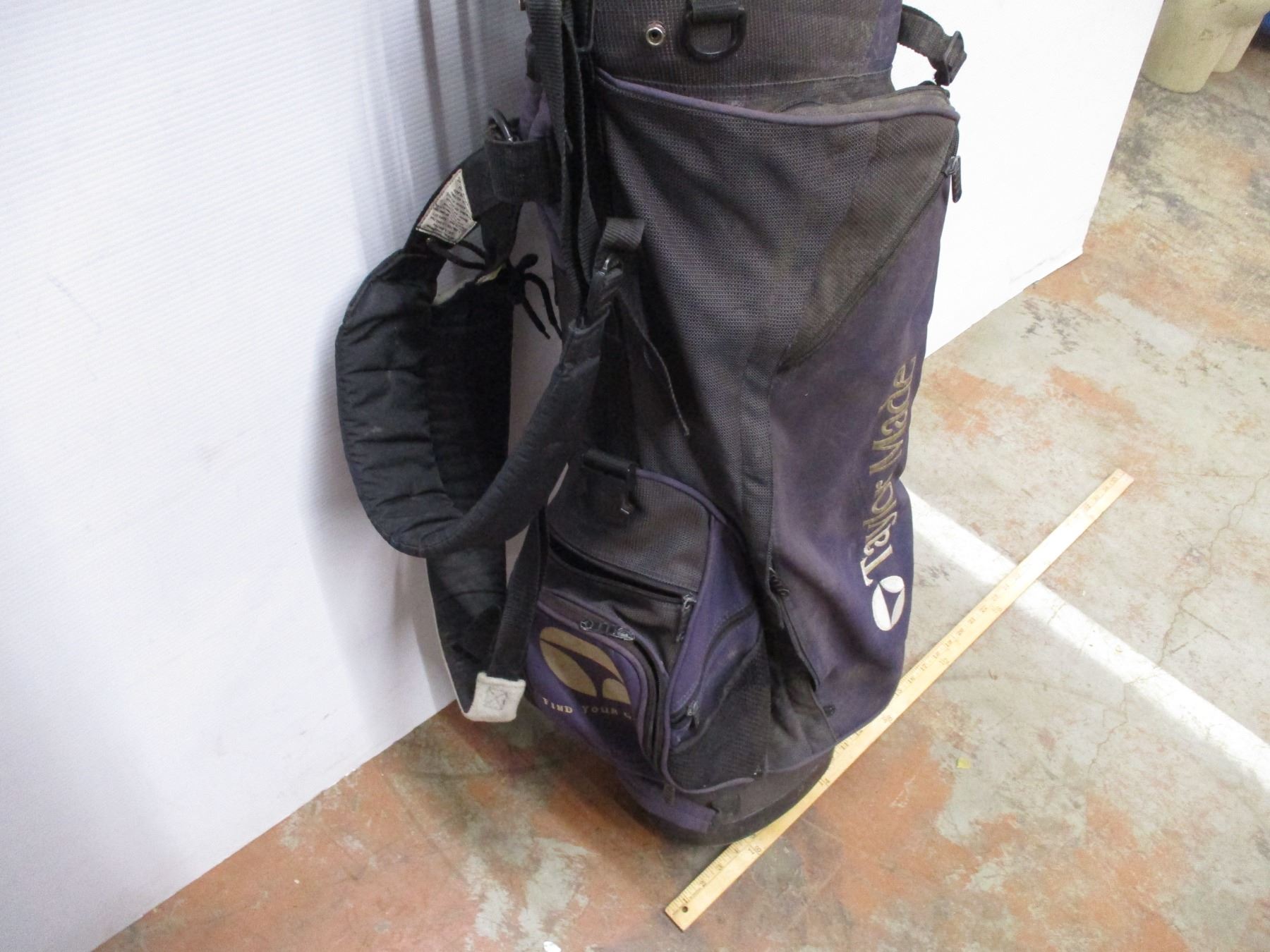 TNT Golf Clubs With Bag Bodnarus Auctioneering TNT Golf Clubs With Bag Bodnarus Auctioneering