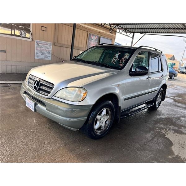 1998 Mercedes-Benz M-Class ML 320