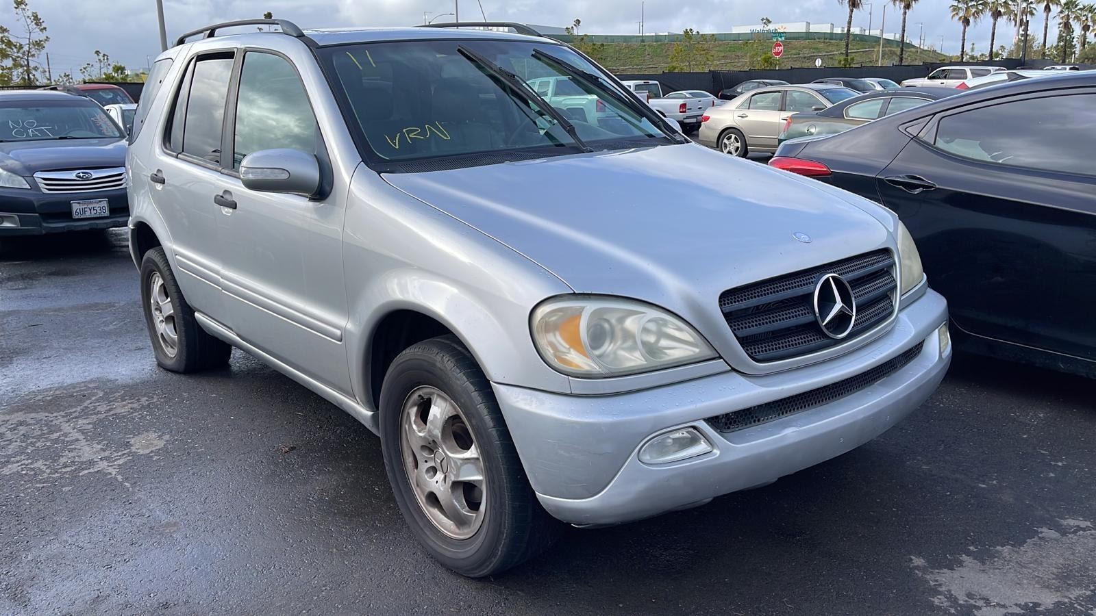2003 Mercedes-Benz M-Class ML 320