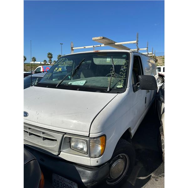 2002 Ford E-Series E-150