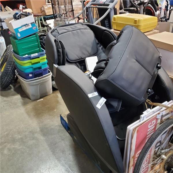 Defective Store Return Insignia Zero Gravity Full Body Massage Chair Big Valley Auction
