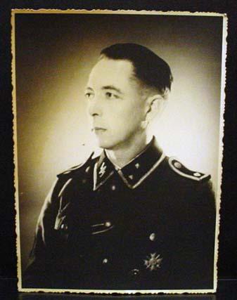 LARGE WW2 NAZI GERMAN PORTRAIT PHOTO OF AN SS OFFI