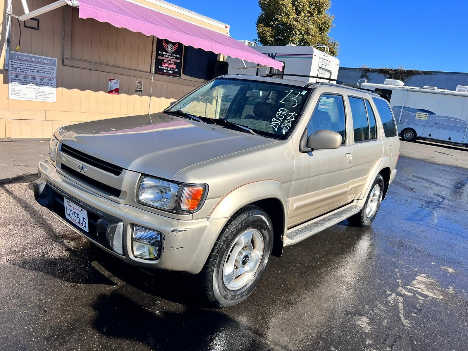 1998 INFINITI QX4