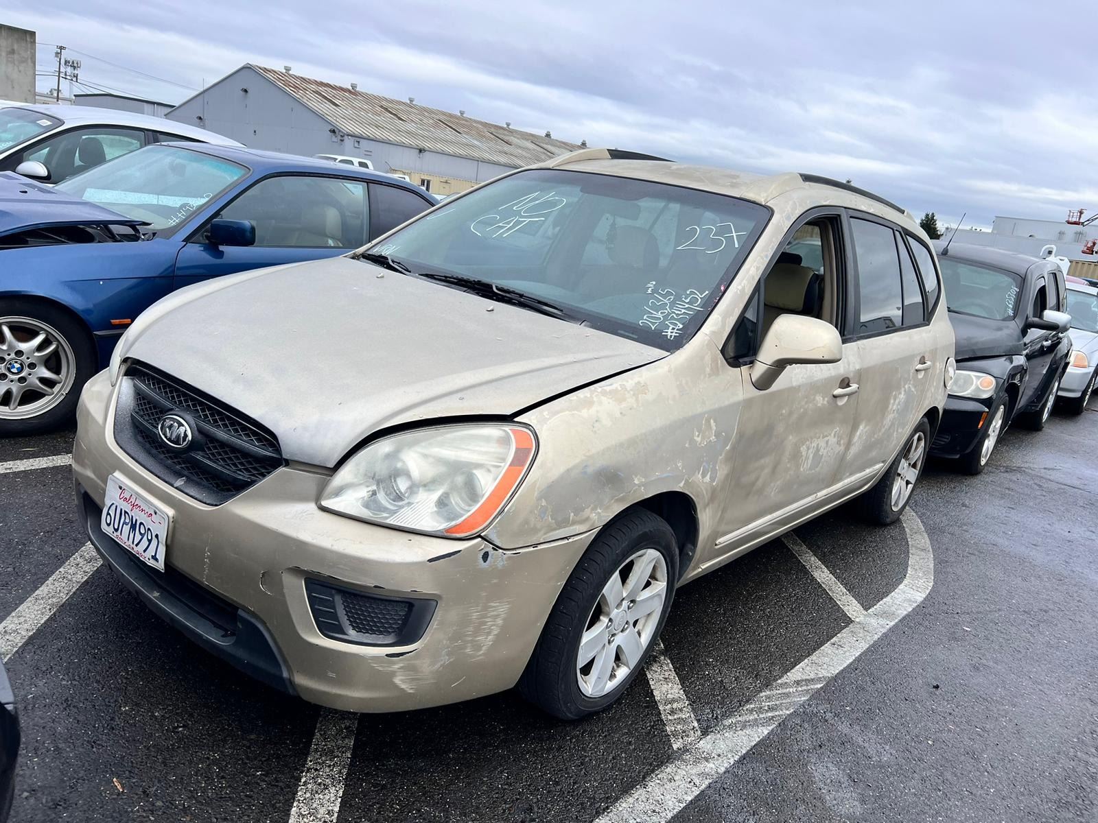 2007 Kia Rondo LX
