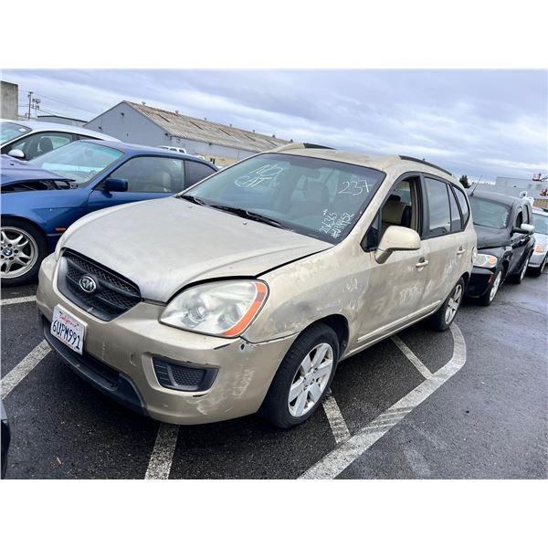 2007 Kia Rondo LX
