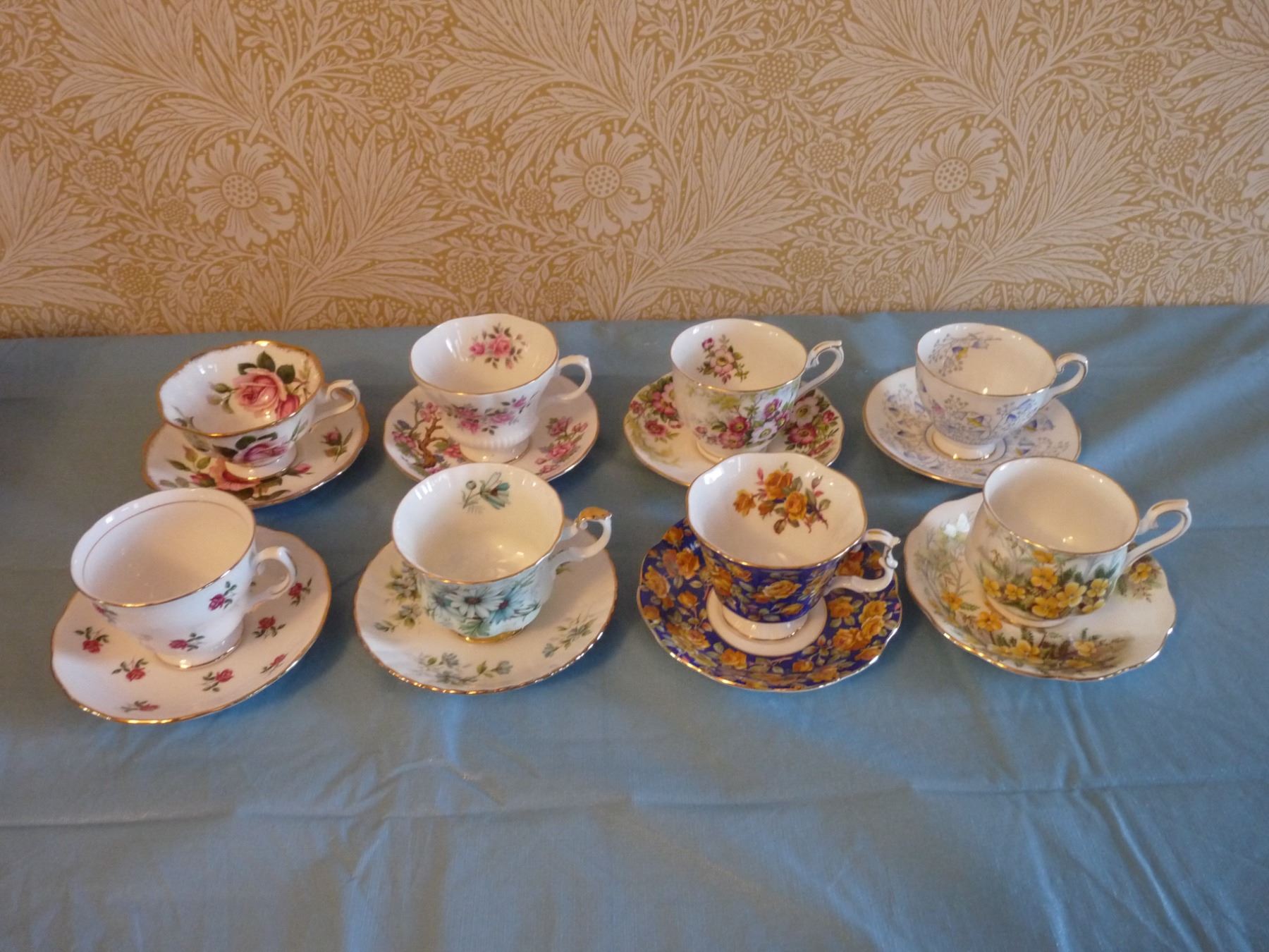 Lot of eight assorted China cups and saucers