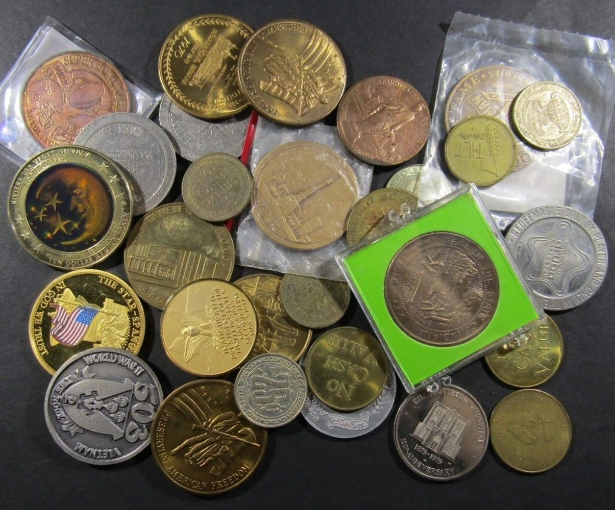 (30) TOKENS & COMMEMORATIVE COINS