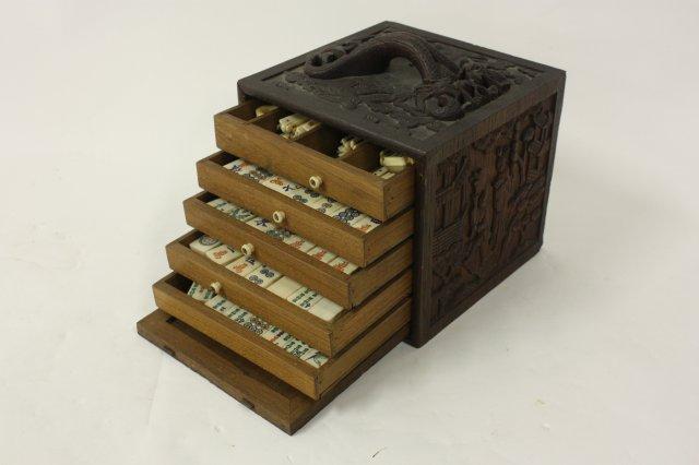 Carved wood box/mahjong set - With all ivory game pieces.