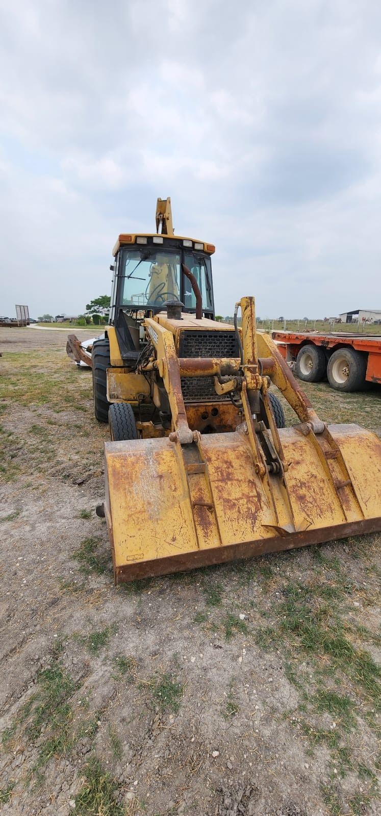 John Deere Backhoe 410D