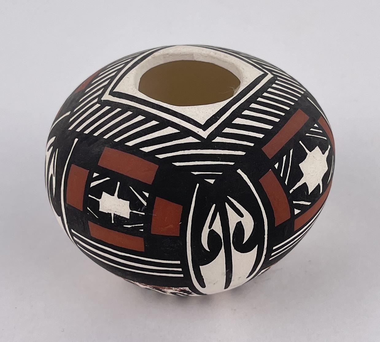 Sanchez Acoma Pueblo Indian Pottery Vase Pot