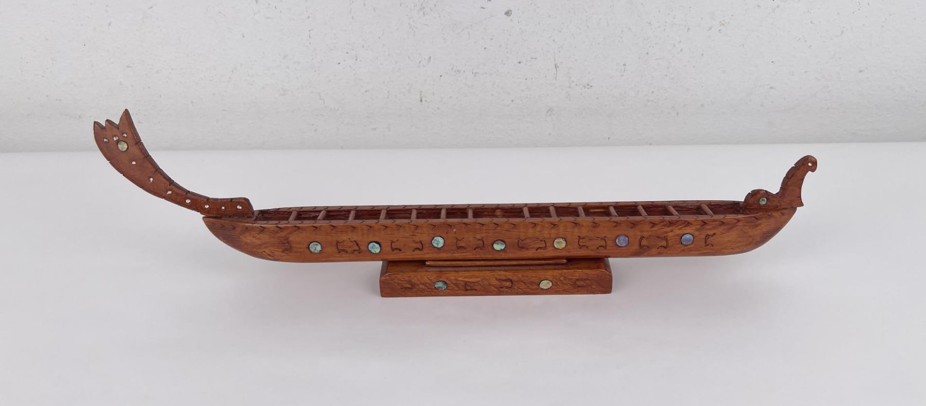 New Zealand Maori Indian Miniature Canoe Model