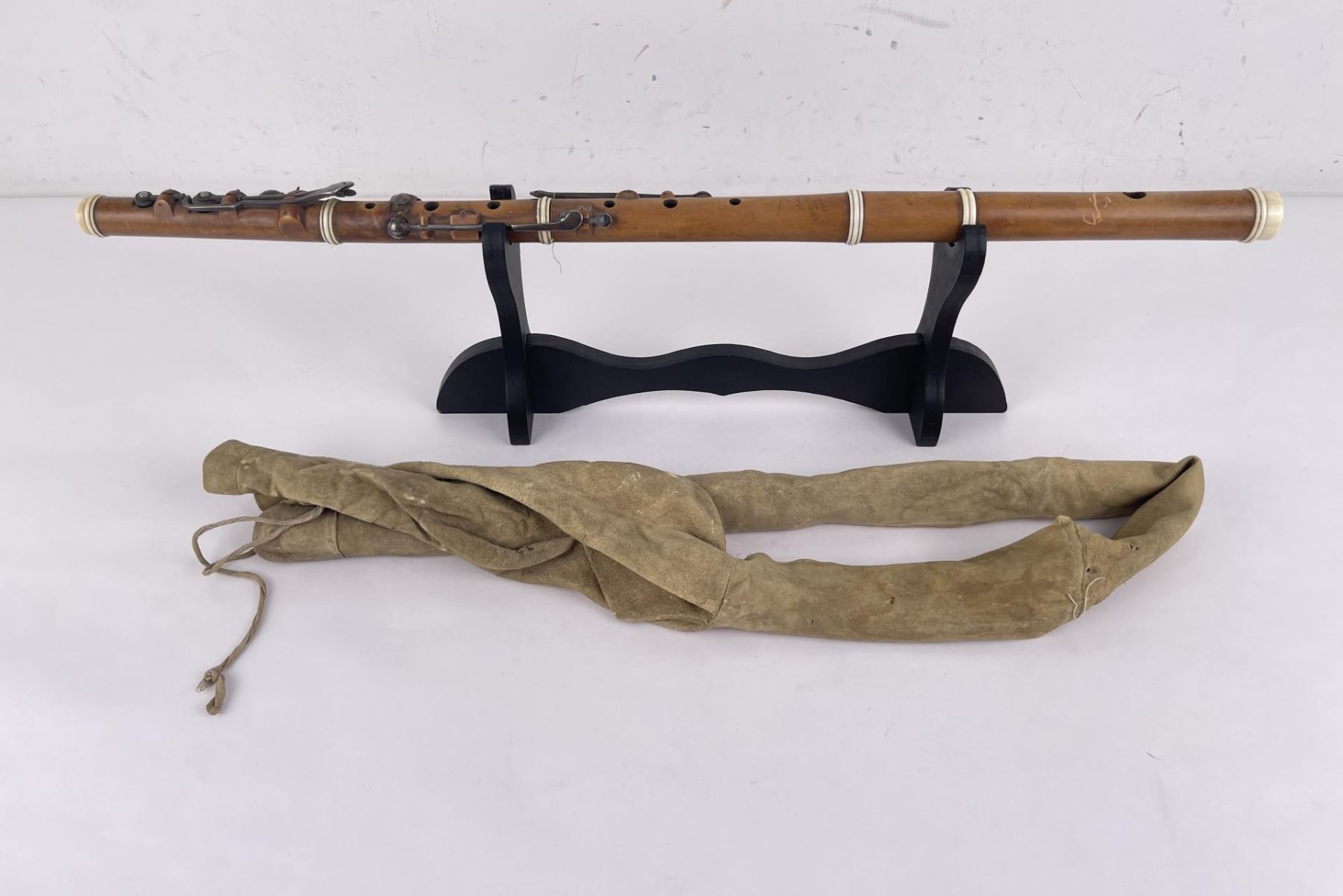 Pronse London England Boxwood Clarinet