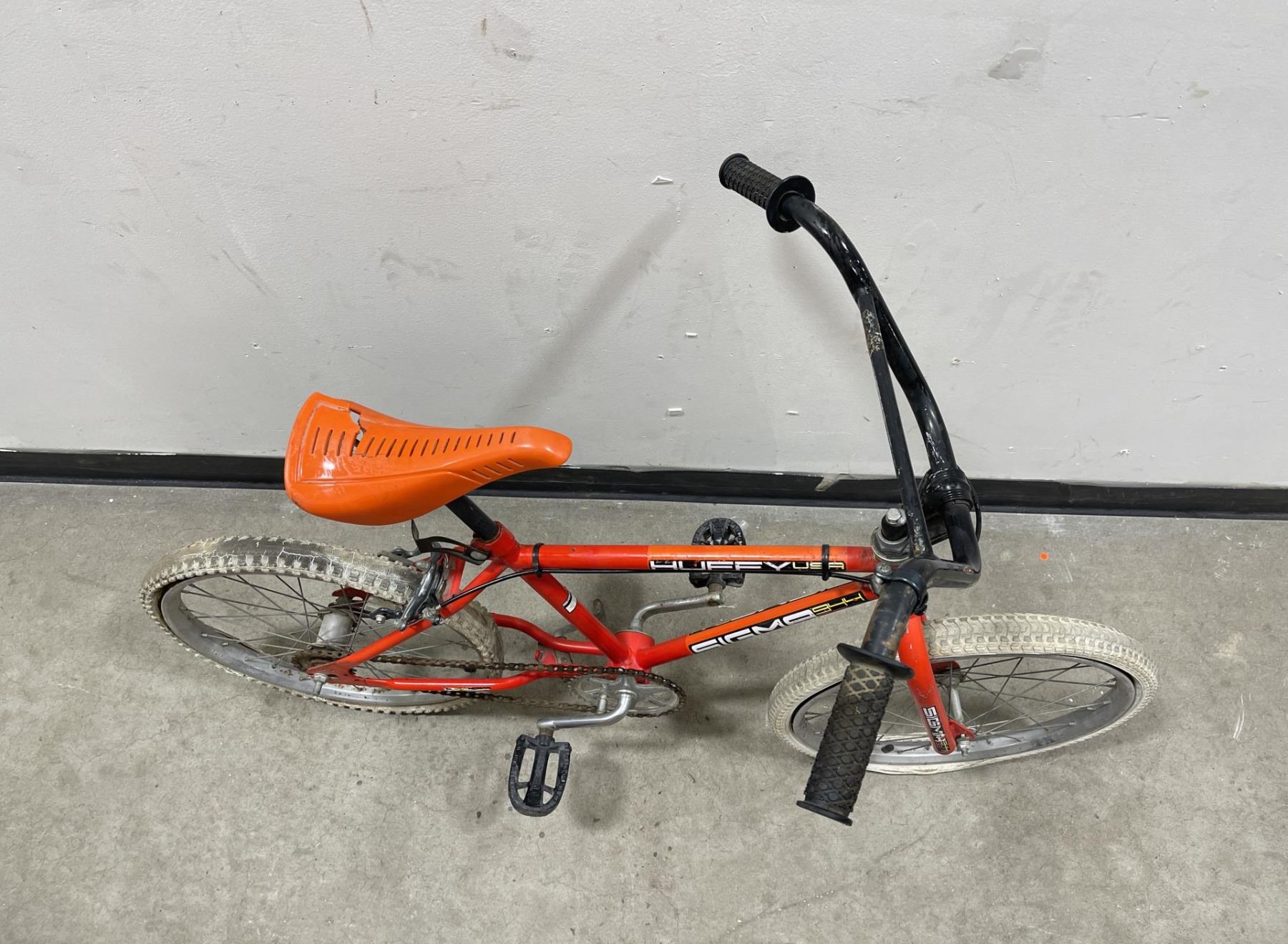 Vintage Huffy Sigma 944 SE BMX Bicycle Bike