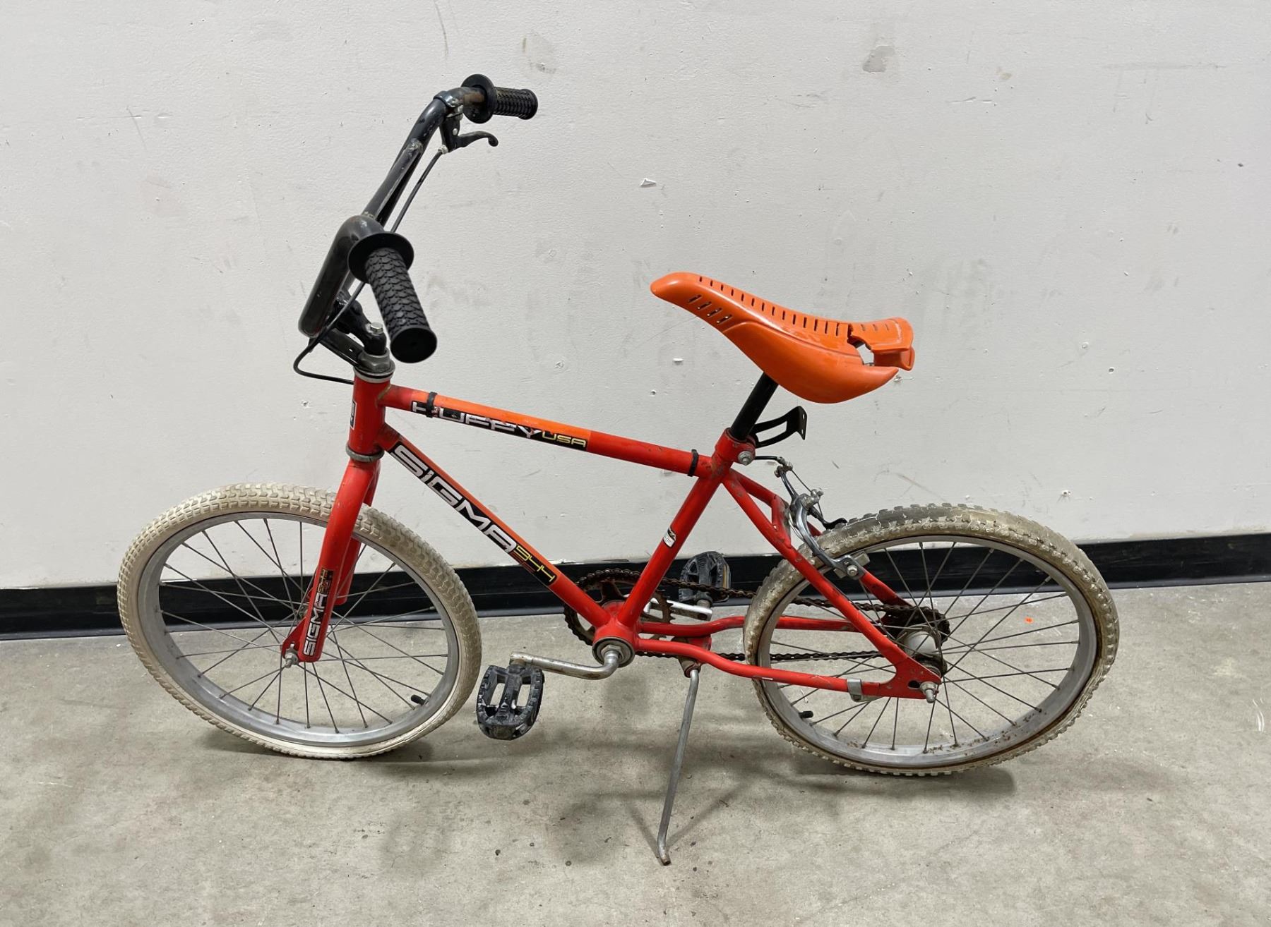 Vintage Huffy Sigma 944 SE BMX Bicycle Bike