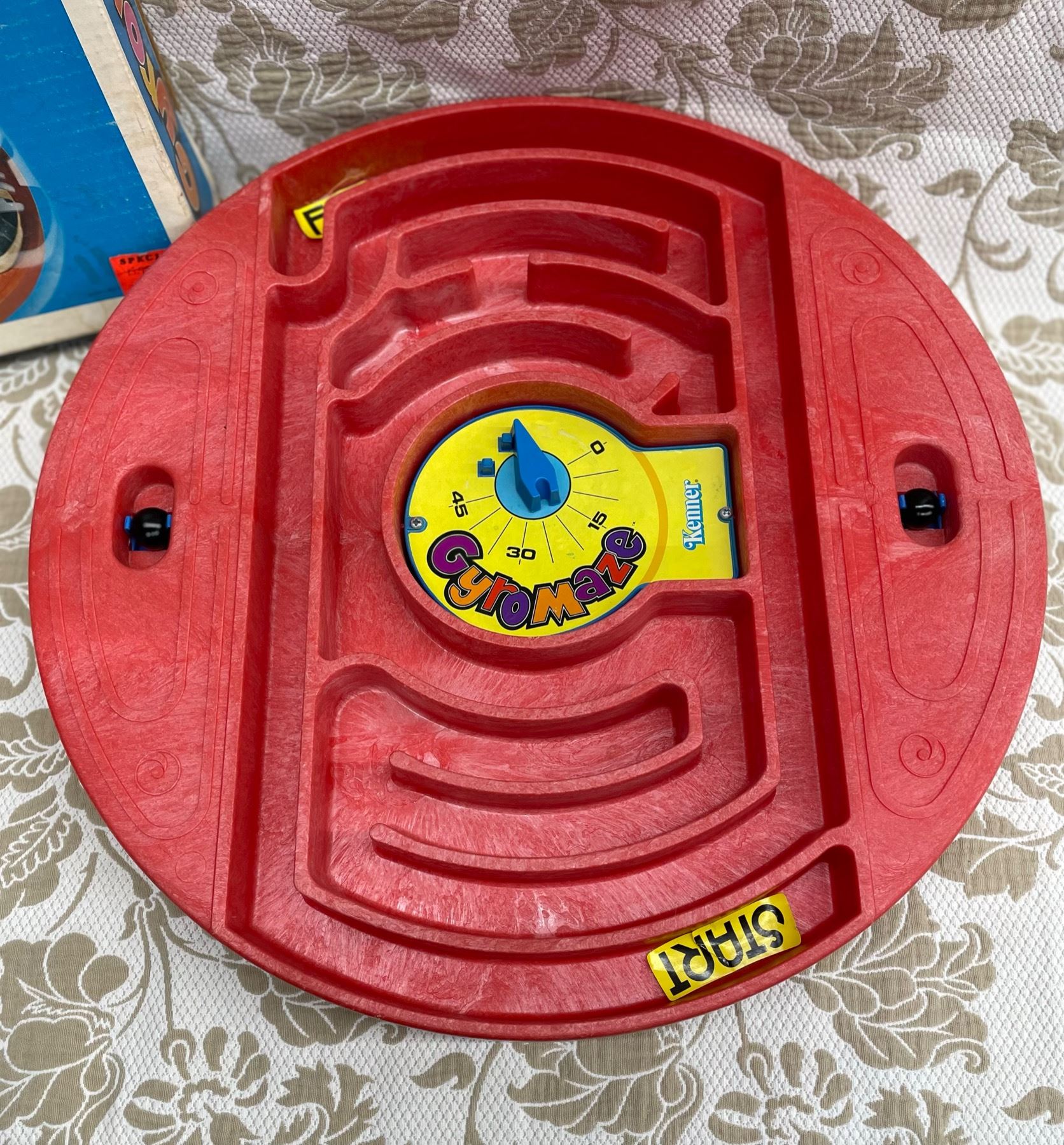VINTAGE 1970S GYRO MAZE IN ORIGINAL BOX