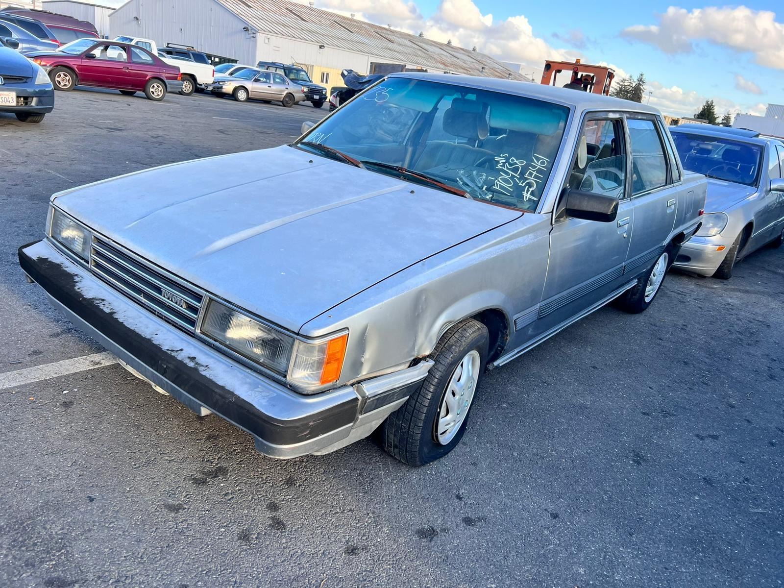 1986 Toyota Camry LE