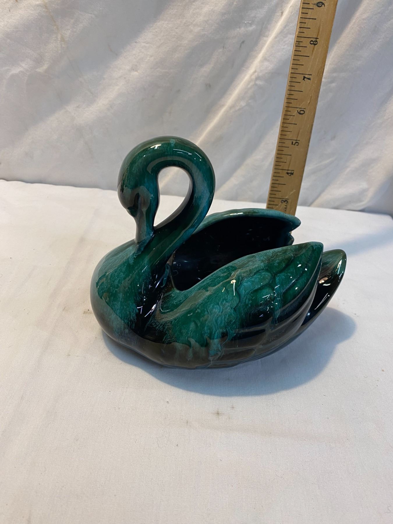 Swan pottery