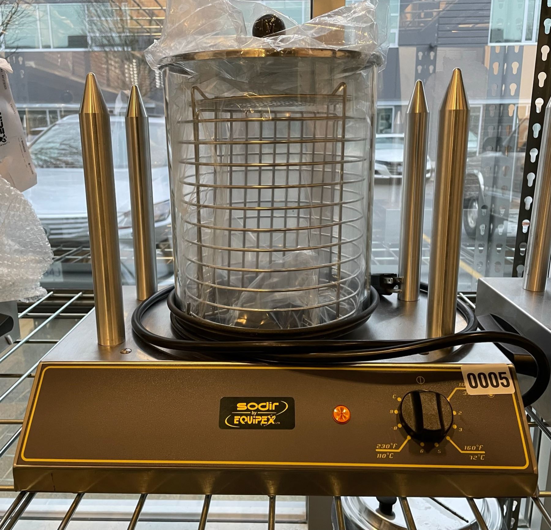 New - Equipex - Hot Dog Cooker - Model: CS4E