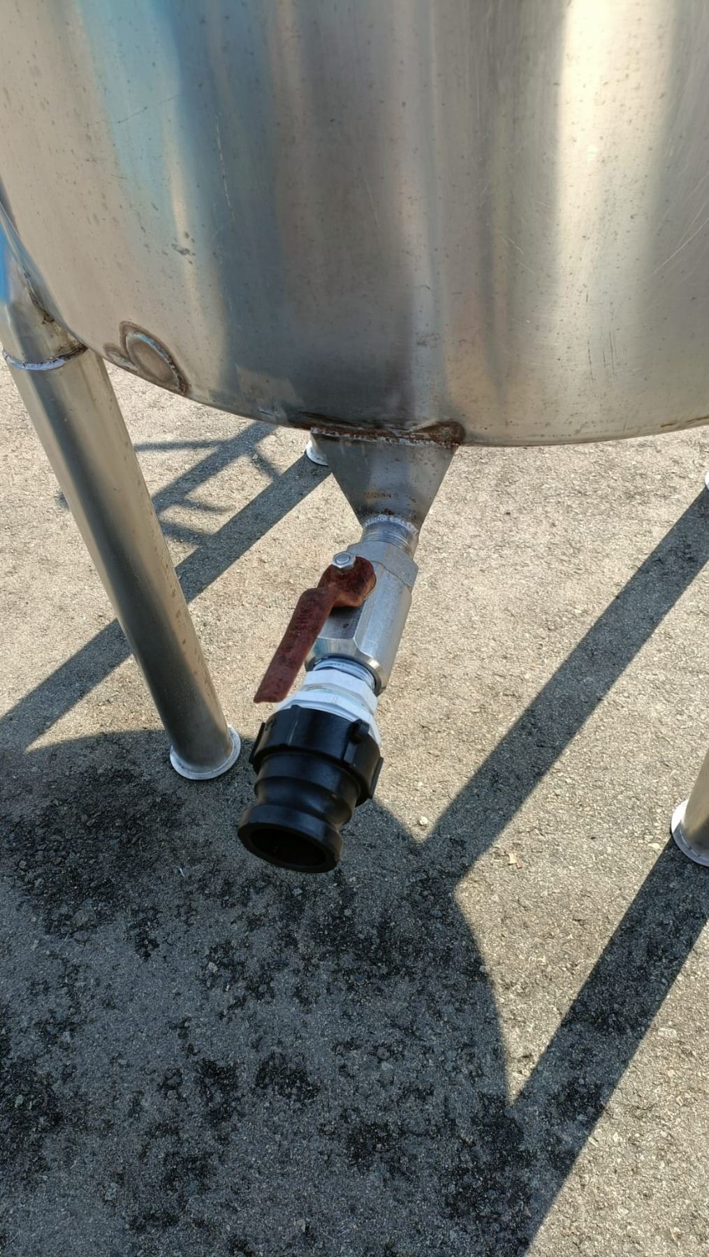 Big Stainless Steel Liquid Container with Drain Valve