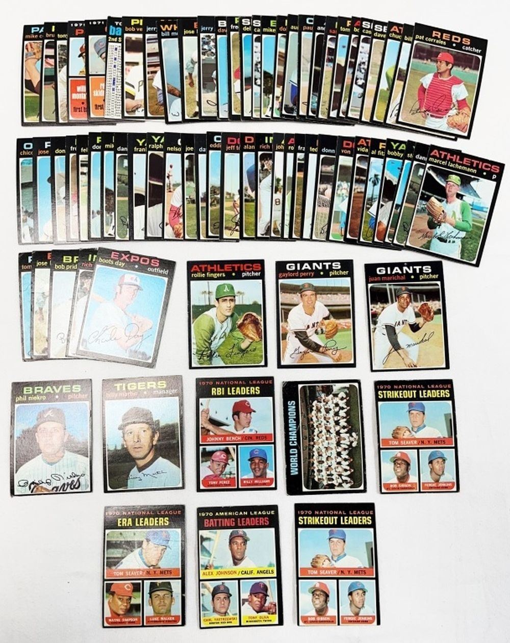 (72) 1971 TOPPS BASEBALL CARDS w/SEMI STARS