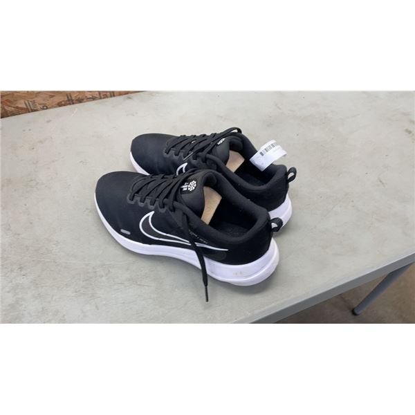 NIKE US SIZE 10 W SHOES NIKE US SIZE 10 W SHOES