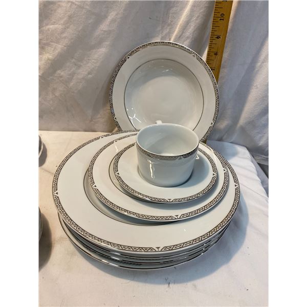 Royal Doulton platinum dishes