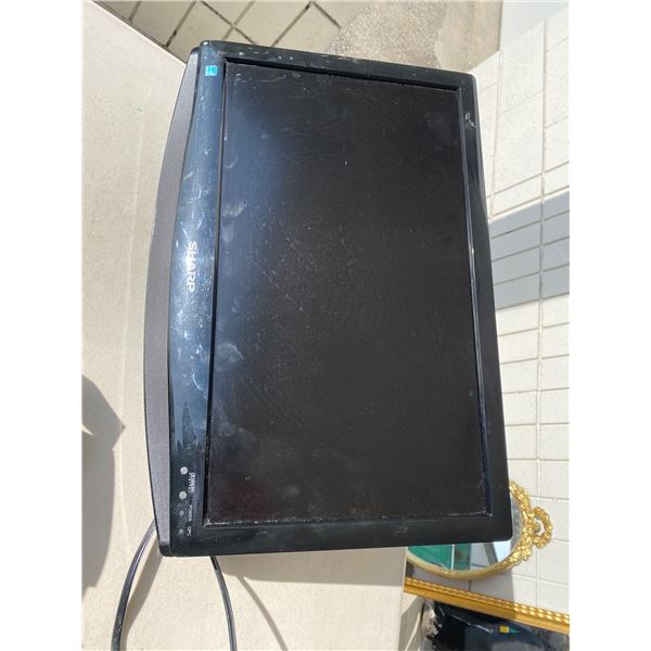 Sharp 18" tv