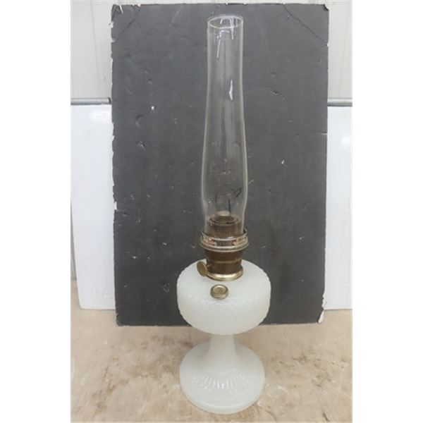 White Glass Aladdin Oil Lamp With Chimney