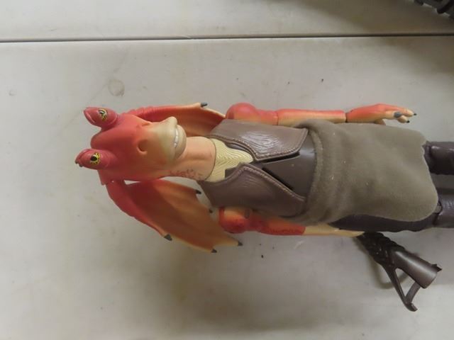 Talking Jar Jar Binks Figure , 2 Darth Maul Masks , 2 Empty Darth Maul ...