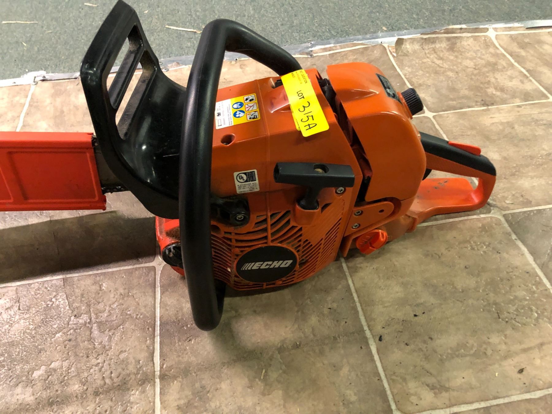 ECHO Timber Wolf Model CS 590 Gas Powered Chain Saw ECHO Timber Wolf Model CS 590 Gas Powered Chain Saw
