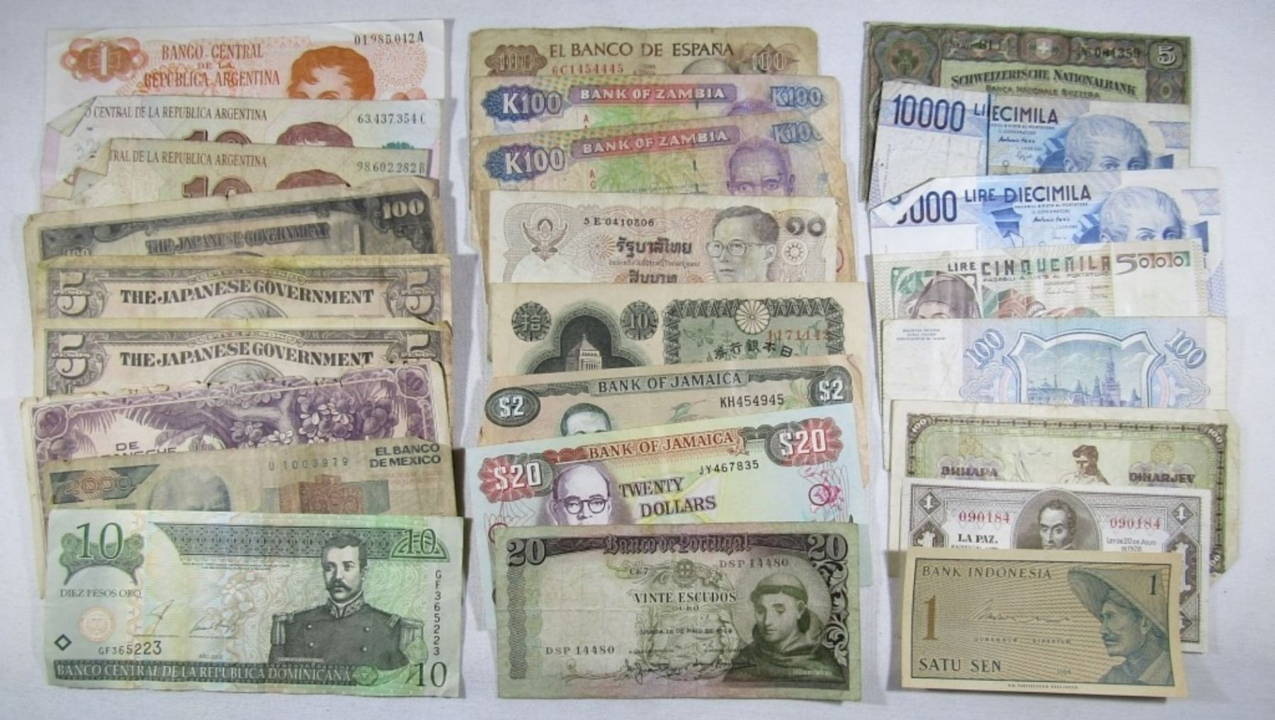 25 pc FOREIGN CURRENCY / PAPER MONEY
