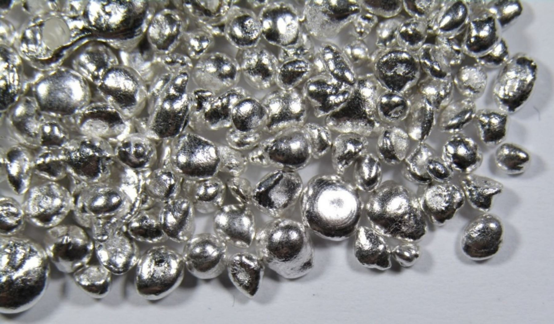 1 ozt .999 PURE SILVER SHOT