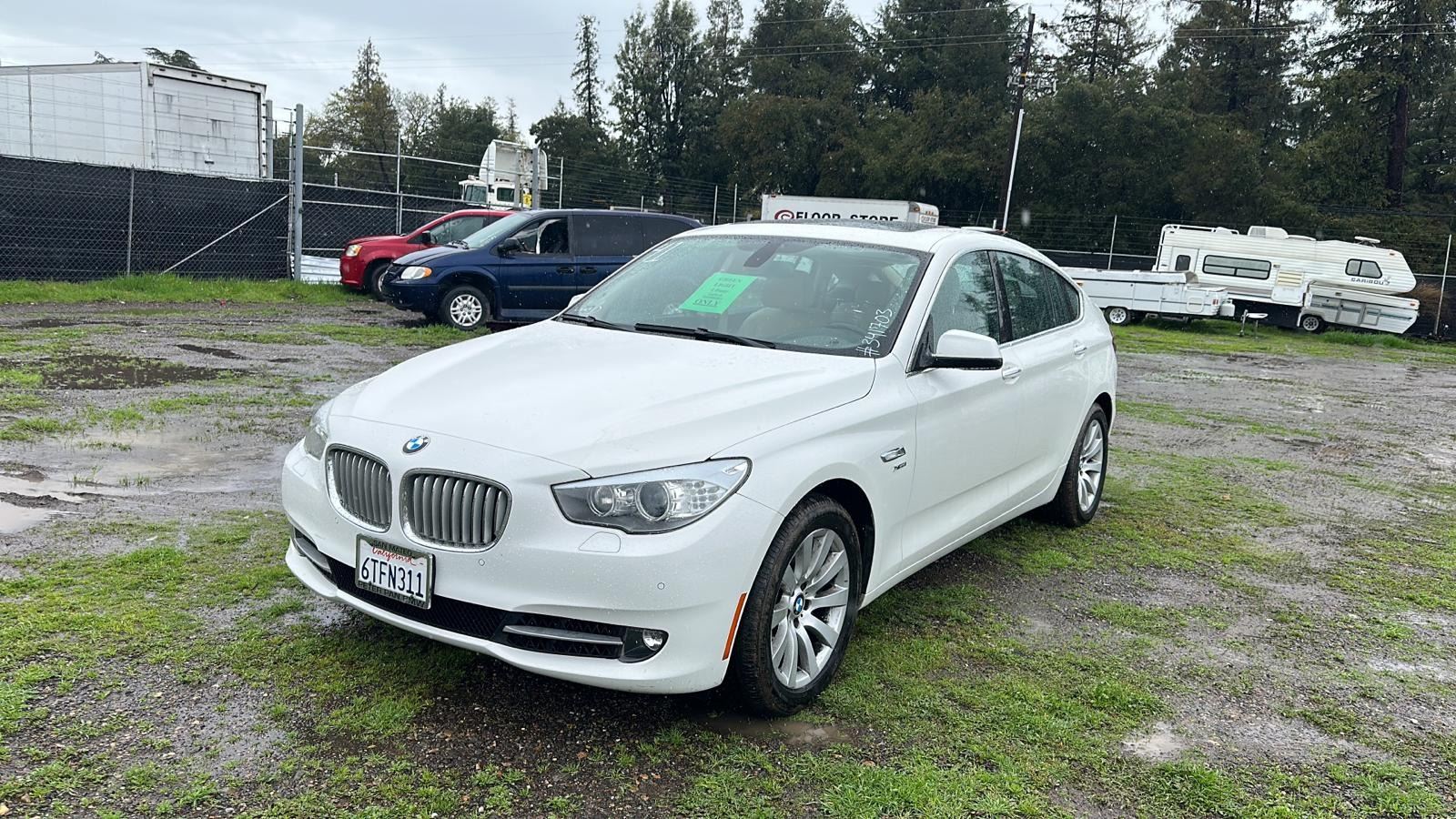 2011 BMW 5 Series 550i xDrive Gran Turismo