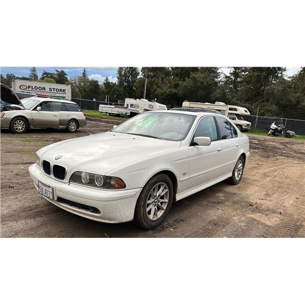 2003 BMW 5 Series 525i